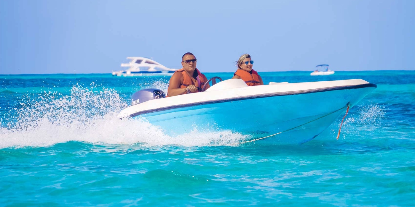 Speed Boat & Snorkel Punta Cana - DD Travel